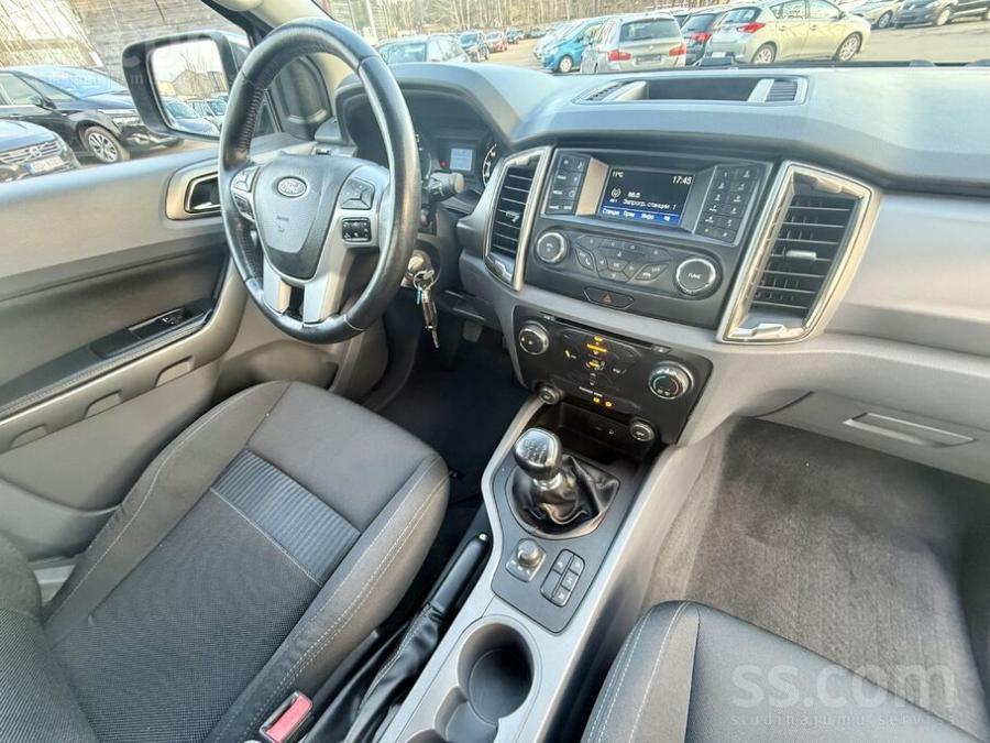 Black Ford Ranger 2017 in Riga, with an engine capacity of 2.20 L and mileage of 0 thousand km for 13990 €, photo 24 on AUTOMOTO.COM.LV