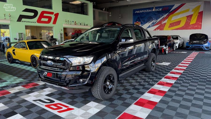 Black Ford Ranger 2018 in Kaunas, with an engine capacity of 3.20 L and mileage of 95 thousand km for 32699 €, photo 1 on AUTOMOTO.COM.LV