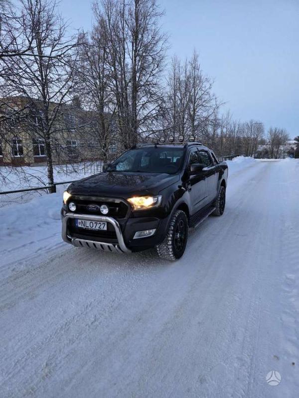 Black Ford Ranger 2018 in Kupiskis, with an engine capacity of 3.20 L and mileage of 247 thousand km for 18400 €, photo 1 on AUTOMOTO.COM.LV