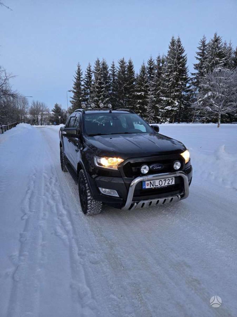 Melns Ford Ranger 2018 Kupiškis, ar dzinēja tilpumu 3.20 L un nobraukumu 247 tūkst. km par 18400 €, foto 2 vietnē AUTOMOTO.COM.LV