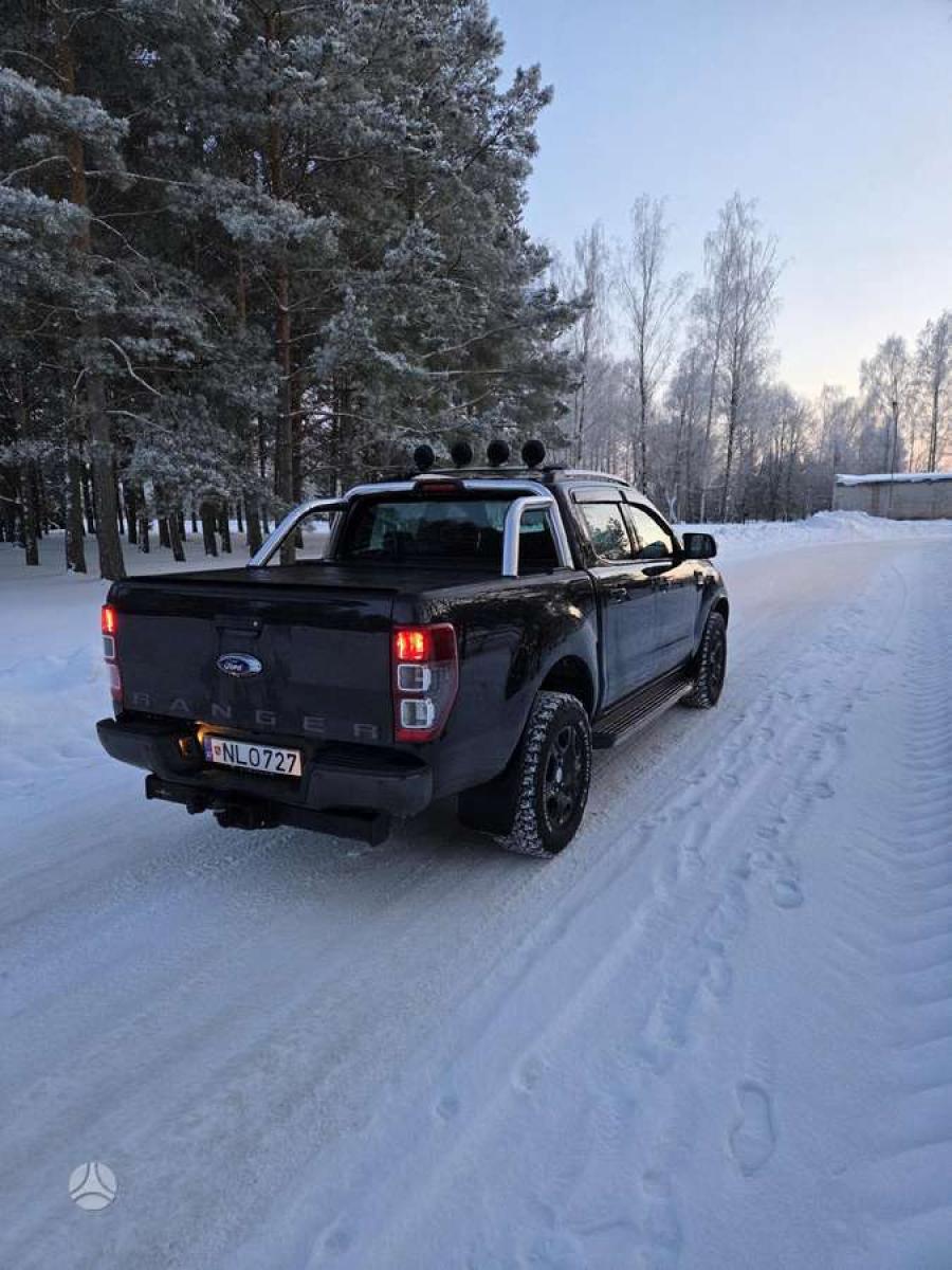 Melns Ford Ranger 2018 Kupiškis, ar dzinēja tilpumu 3.20 L un nobraukumu 247 tūkst. km par 18400 €, foto 3 vietnē AUTOMOTO.COM.LV