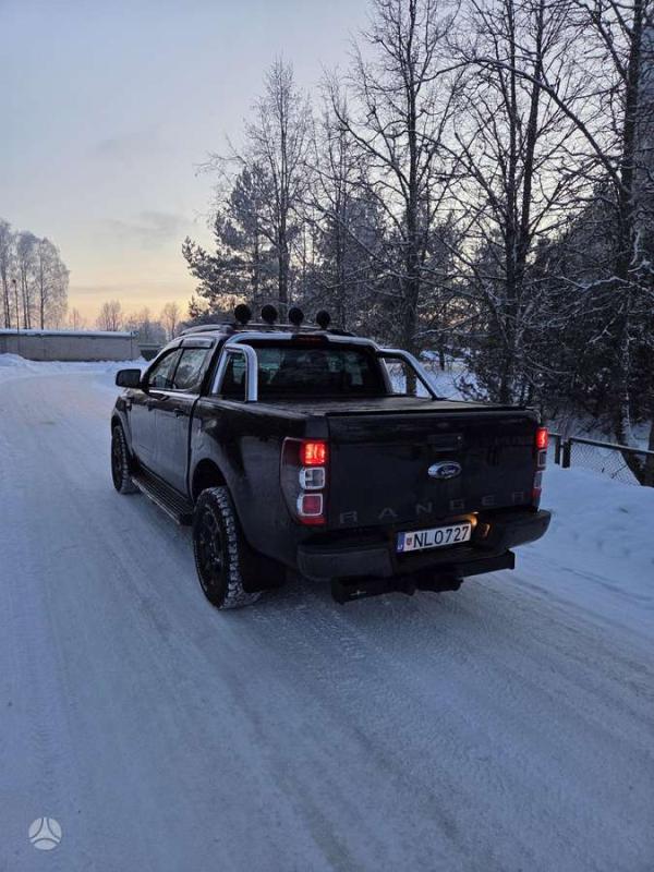 Black Ford Ranger 2018 in Kupiskis, with an engine capacity of 3.20 L and mileage of 247 thousand km for 18400 €, photo 4 on AUTOMOTO.COM.LV