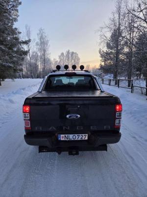 Melns Ford Ranger 2018 Kupiškis, ar dzinēja tilpumu 3.20 L un nobraukumu 247 tūkst. km par 18400 €, foto 5 vietnē AUTOMOTO.COM.LV