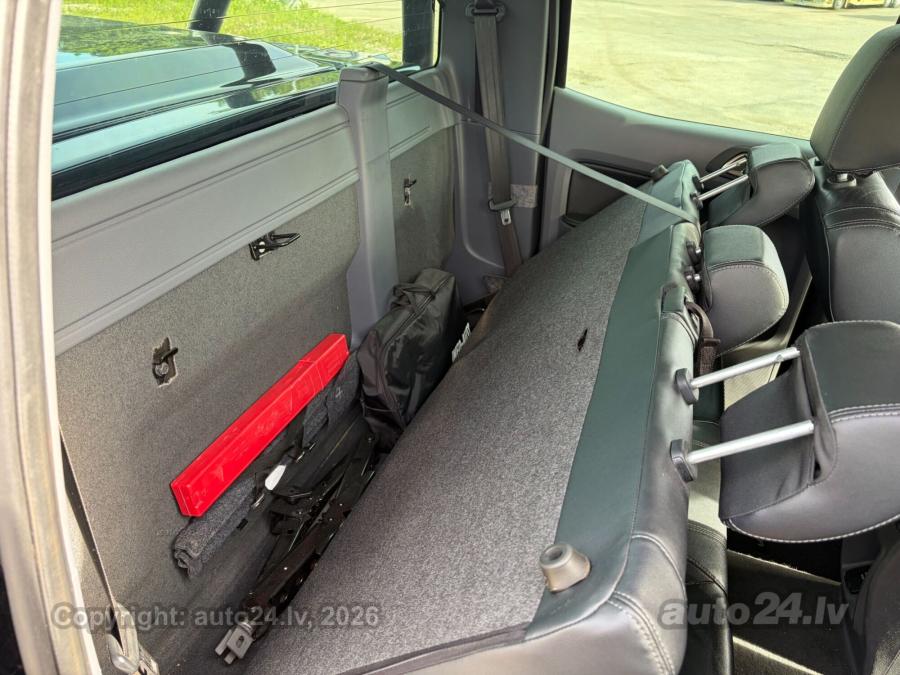 Melns Ford Ranger 2018 Tallina, ar dzinēja tilpumu 3.20 L un nobraukumu 247 tūkst. km par 17900 €, foto 16 vietnē AUTOMOTO.COM.LV