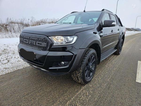 Melns Ford Ranger 2019 Šauļi, ar dzinēja tilpumu 3.20 L un nobraukumu 140 tūkst. km par 19900 €, foto 1 vietnē AUTOMOTO.COM.LV