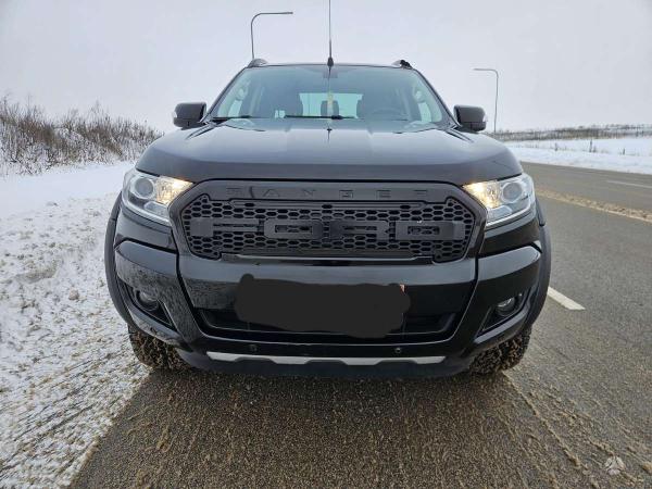 Melns Ford Ranger 2019 Šauļi, ar dzinēja tilpumu 3.20 L un nobraukumu 140 tūkst. km par 19900 €, foto 3 vietnē AUTOMOTO.COM.LV