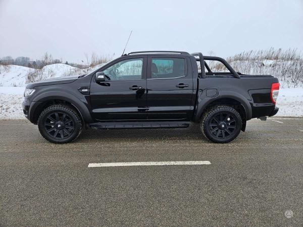 Melns Ford Ranger 2019 Šauļi, ar dzinēja tilpumu 3.20 L un nobraukumu 140 tūkst. km par 19900 €, foto 6 vietnē AUTOMOTO.COM.LV