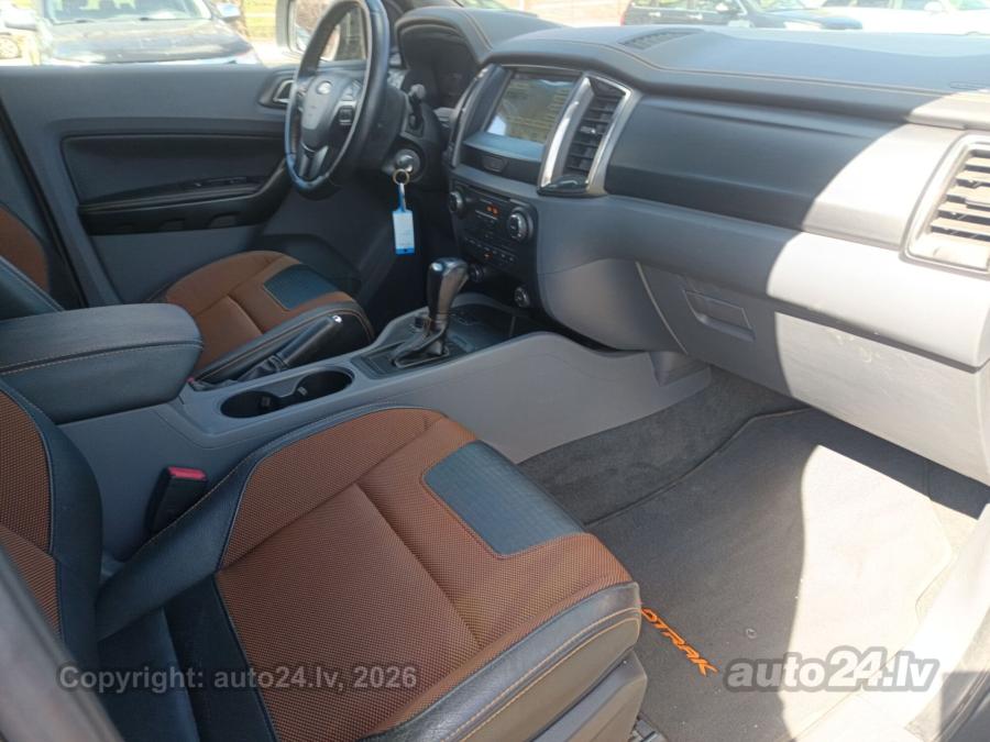 Melns Ford Ranger 2019 Rakvere, ar dzinēja tilpumu 3.20 L un nobraukumu 54 tūkst. km par 24900 €, foto 11 vietnē AUTOMOTO.COM.LV