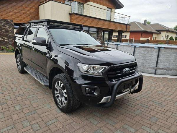 Melns Ford Ranger 2020 Pakruojis, ar dzinēja tilpumu 3.20 L un nobraukumu 131 tūkst. km par 19450 €, foto 2 vietnē AUTOMOTO.COM.LV
