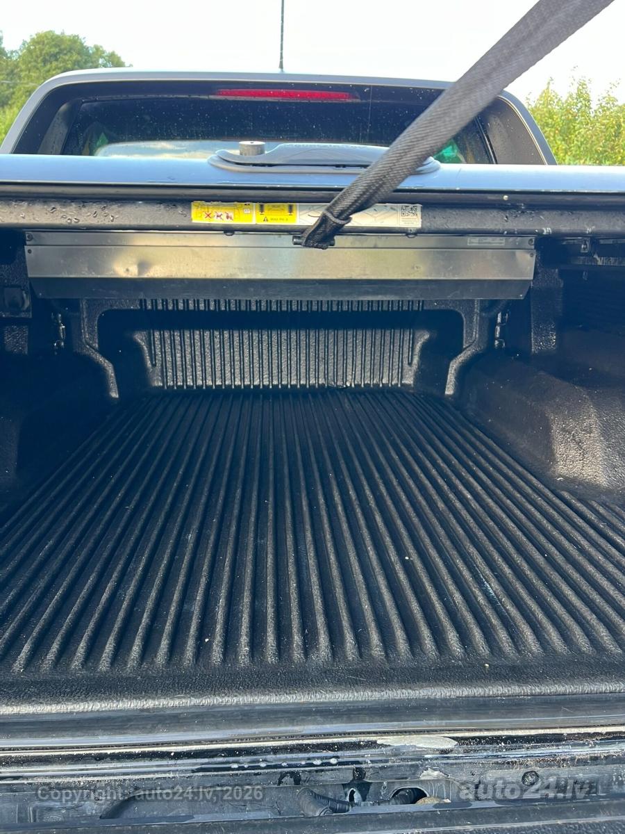 Black Ford Ranger 2020 in Tallinn, with an engine capacity of 2.00 L and mileage of 111 thousand km for 36500 €, photo 10 on AUTOMOTO.COM.LV