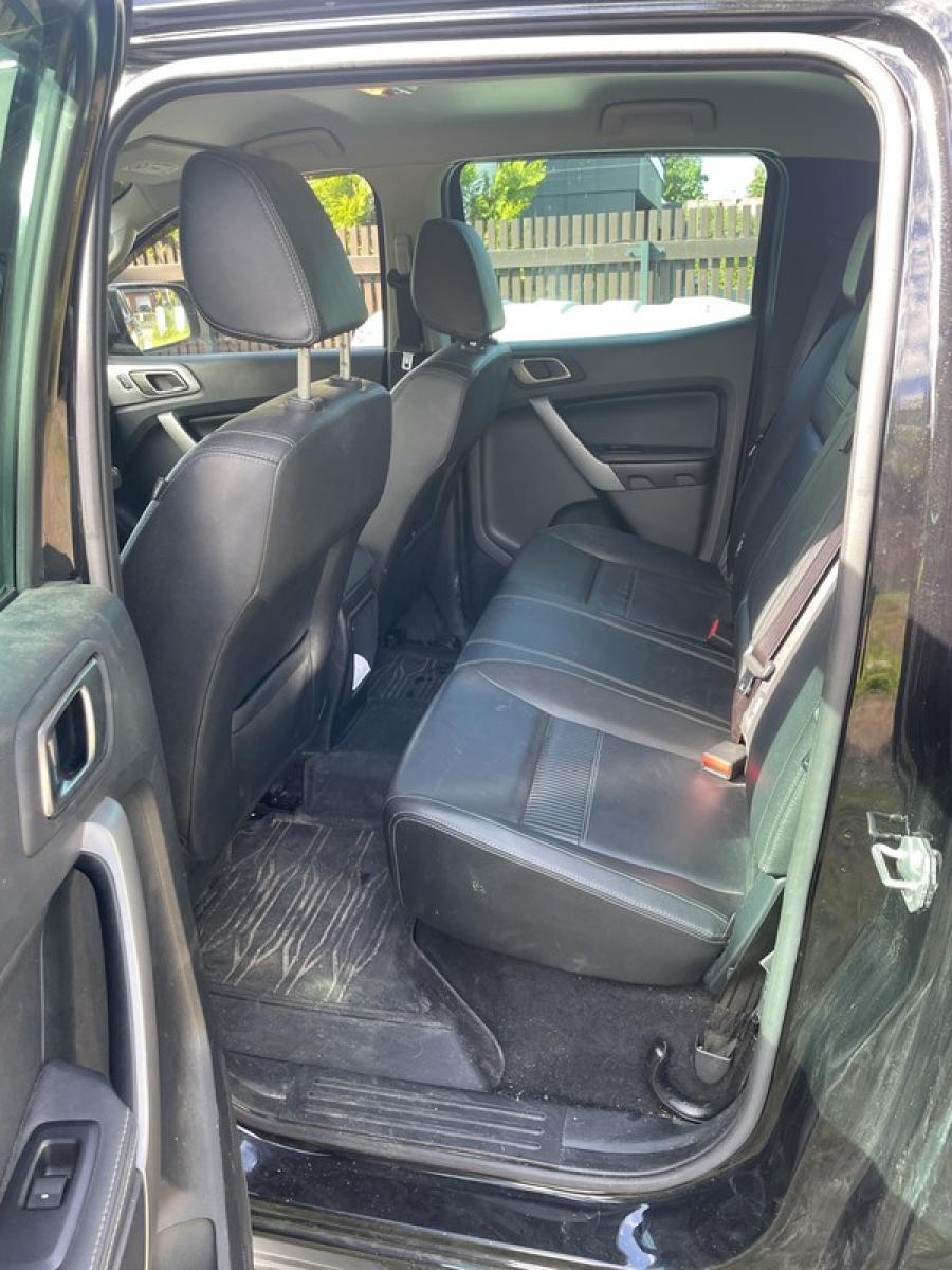 Black Ford Ranger 2021 in Tallinn, with an engine capacity of 0.00 L and mileage of 99 thousand km for 27500 €, photo 17 on AUTOMOTO.COM.LV