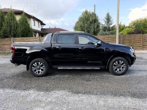 Black Ford Ranger 2022 in Saldus, with an engine capacity of 2.00 L and mileage of 208 thousand km for 27900 €, photo 5 on AUTOMOTO.COM.LV