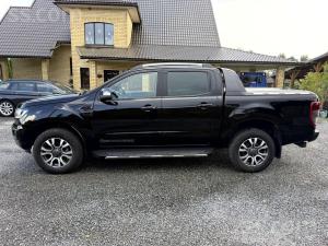 Black Ford Ranger 2022 in Saldus, with an engine capacity of 2.00 L and mileage of 208 thousand km for 27900 €, photo 9 on AUTOMOTO.COM.LV