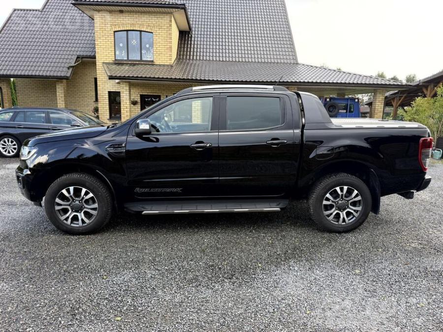 Black Ford Ranger 2022 in Saldus, with an engine capacity of 2.00 L and mileage of 208 thousand km for 27900 €, photo 9 on AUTOMOTO.COM.LV
