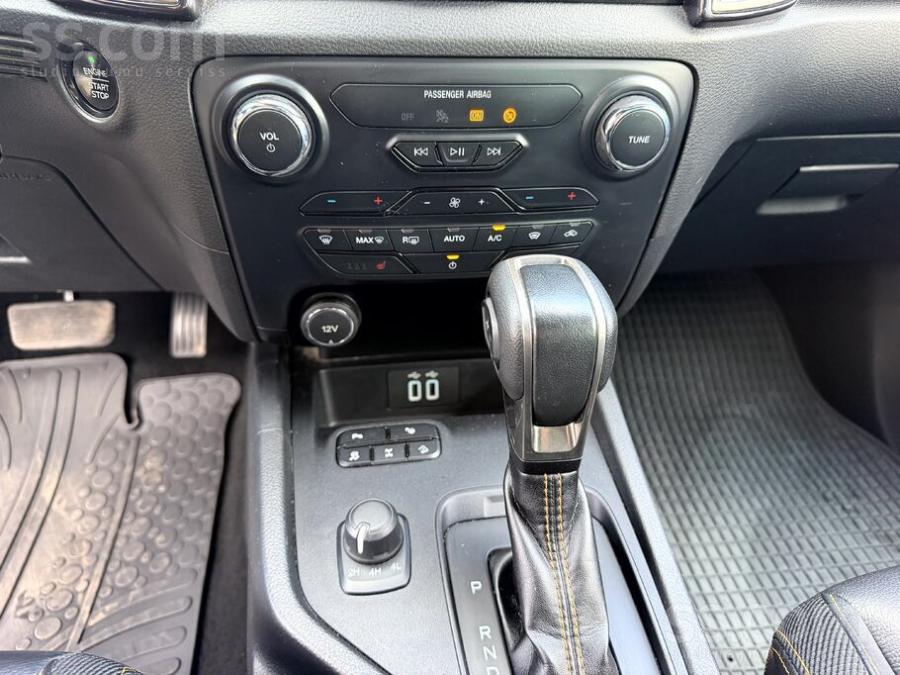 Black Ford Ranger 2022 in Saldus, with an engine capacity of 2.00 L and mileage of 208 thousand km for 27900 €, photo 25 on AUTOMOTO.COM.LV