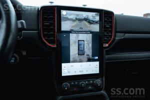 Black Ford Ranger 2023 in Riga, with an engine capacity of 3.00 L and mileage of 94 thousand km for 46990 €, photo 13 on AUTOMOTO.COM.LV