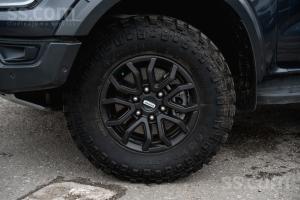 Black Ford Ranger 2023 in Riga, with an engine capacity of 3.00 L and mileage of 94 thousand km for 46990 €, photo 36 on AUTOMOTO.COM.LV