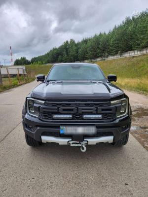 Black Ford Ranger 2023 in Vilnius, with an engine capacity of 2.96 L and mileage of 28 thousand km for 53999 €, photo 3 on AUTOMOTO.COM.LV