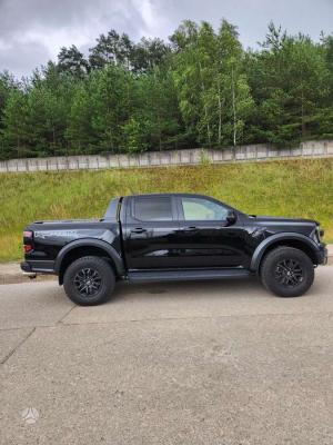 Black Ford Ranger 2023 in Vilnius, with an engine capacity of 2.96 L and mileage of 28 thousand km for 53999 €, photo 6 on AUTOMOTO.COM.LV