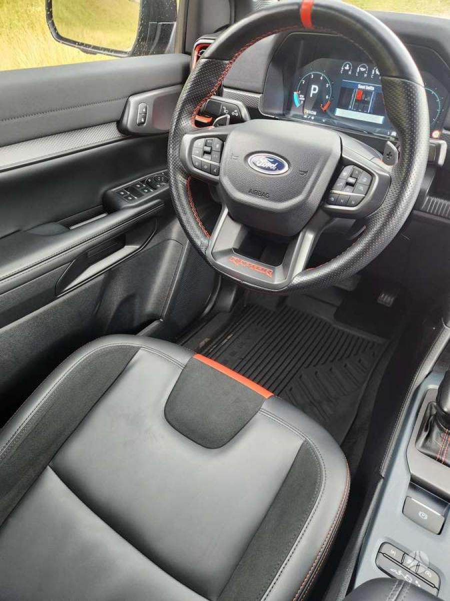 Black Ford Ranger 2023 in Vilnius, with an engine capacity of 2.96 L and mileage of 28 thousand km for 53999 €, photo 11 on AUTOMOTO.COM.LV