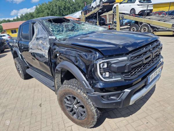 Black Ford Ranger 2024 in Kaunas, with an engine capacity of 2.00 L and mileage of 16 thousand km for 25300 €, photo 1 on AUTOMOTO.COM.LV