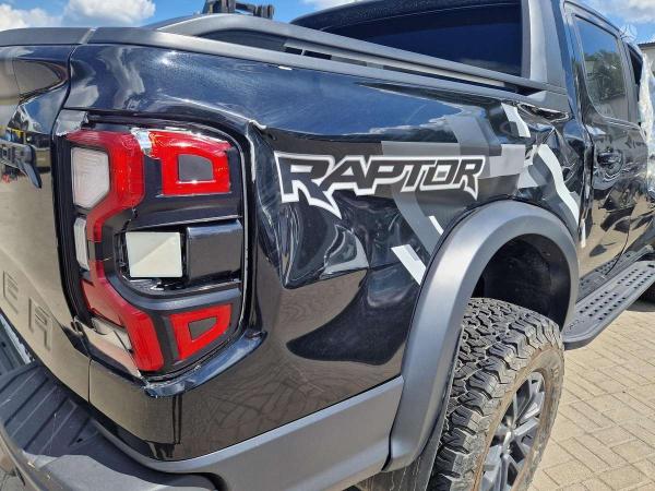 Black Ford Ranger 2024 in Kaunas, with an engine capacity of 2.00 L and mileage of 16 thousand km for 25300 €, photo 4 on AUTOMOTO.COM.LV