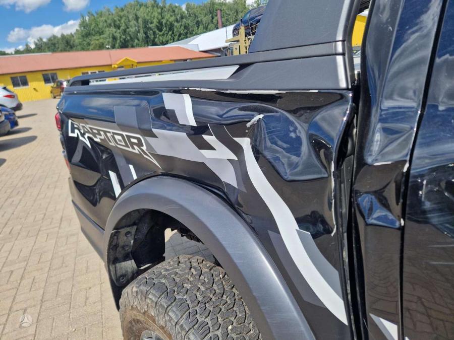 Black Ford Ranger 2024 in Kaunas, with an engine capacity of 2.00 L and mileage of 16 thousand km for 25300 €, photo 6 on AUTOMOTO.COM.LV