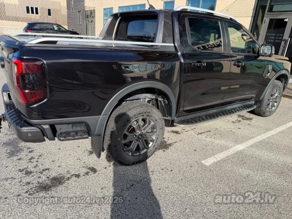 Melns Ford Ranger 2024 Tallina, ar dzinēja tilpumu 2.00 L un nobraukumu 88 tūkst. km par 44500 €, foto 5 vietnē AUTOMOTO.COM.LV