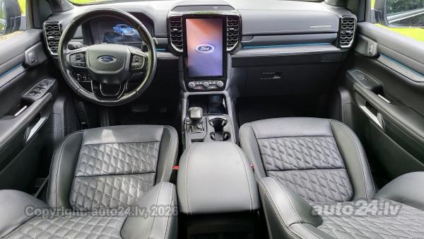 Melns Ford Ranger 2025 Tallina, ar dzinēja tilpumu 3.00 L un nobraukumu 11 tūkst. km par 65000 €, foto 4 vietnē AUTOMOTO.COM.LV