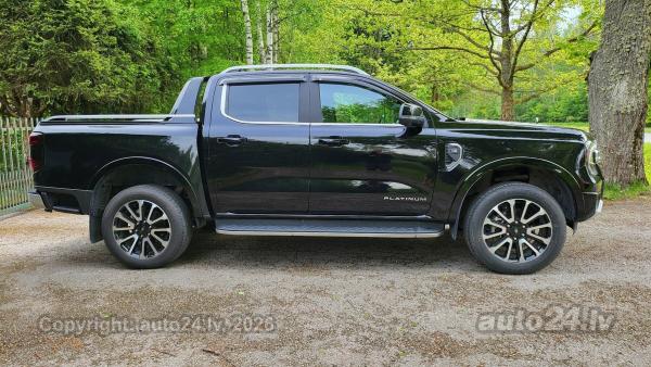 Melns Ford Ranger 2025 Tallina, ar dzinēja tilpumu 3.00 L un nobraukumu 11 tūkst. km par 65000 €, foto 7 vietnē AUTOMOTO.COM.LV