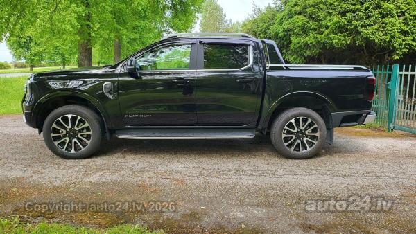 Melns Ford Ranger 2025 Tallina, ar dzinēja tilpumu 3.00 L un nobraukumu 11 tūkst. km par 65000 €, foto 10 vietnē AUTOMOTO.COM.LV
