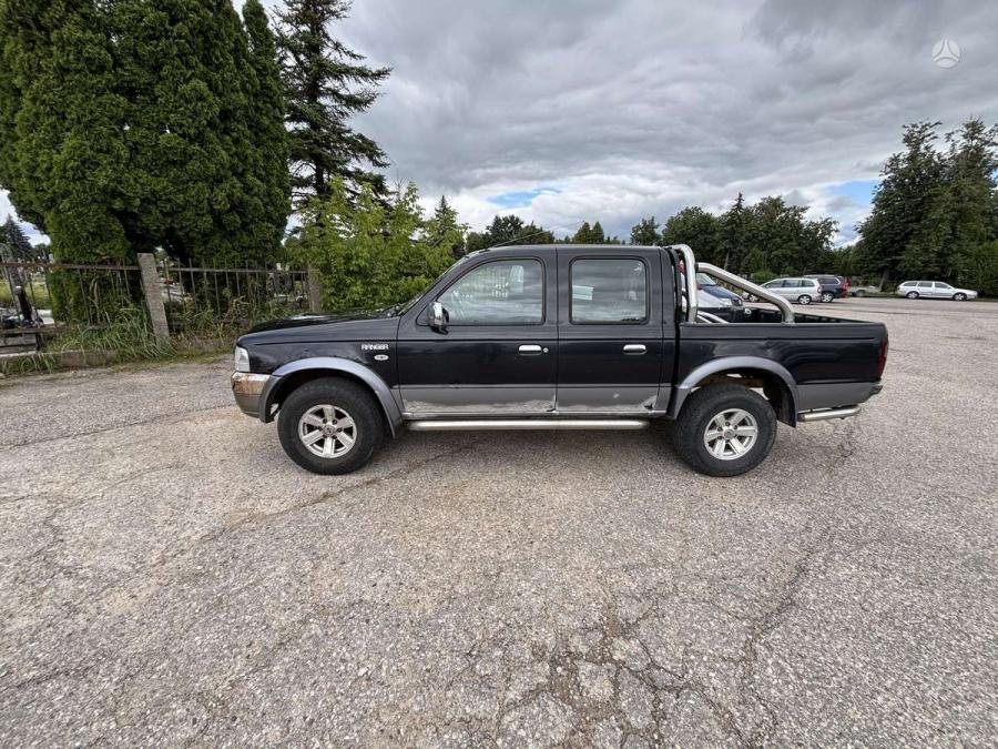 Melns Ford Ranger 2005 Panevēža, ar dzinēja tilpumu 2.50 L un nobraukumu 240 tūkst. km par 4690 €, foto 3 vietnē AUTOMOTO.COM.LV