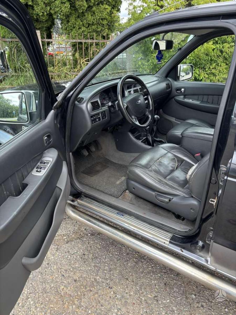Melns Ford Ranger 2005 Panevēža, ar dzinēja tilpumu 2.50 L un nobraukumu 240 tūkst. km par 4690 €, foto 14 vietnē AUTOMOTO.COM.LV