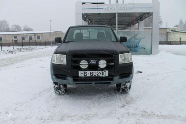 Melns Ford Ranger 2007 Prienai, ar dzinēja tilpumu 2.50 L un nobraukumu 275 tūkst. km par 3700 €, foto 3 vietnē AUTOMOTO.COM.LV