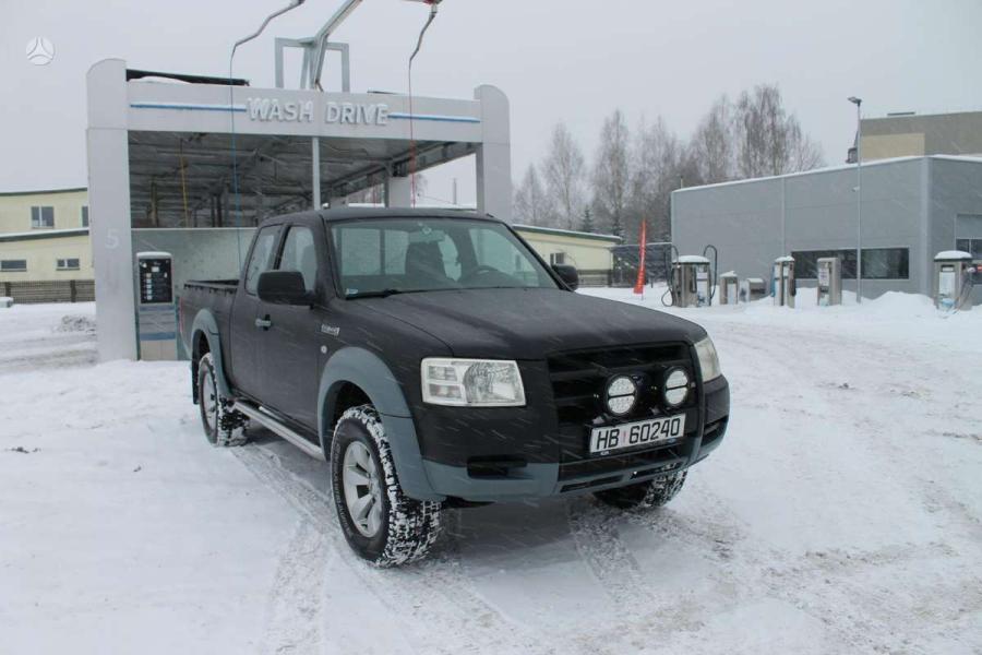 Melns Ford Ranger 2007 Prienai, ar dzinēja tilpumu 2.50 L un nobraukumu 275 tūkst. km par 3700 €, foto 7 vietnē AUTOMOTO.COM.LV