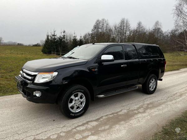 Black Ford Ranger 2012 in Kaisiadorys, with an engine capacity of 2.20 L and mileage of 376 thousand km for 5350 €, photo 1 on AUTOMOTO.COM.LV