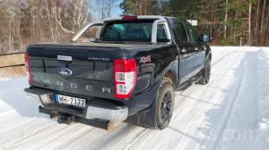 Black Ford Ranger 2013 in Liepaja, with an engine capacity of 2.20 L and mileage of 279 thousand km for 12500 €, photo 8 on AUTOMOTO.COM.LV