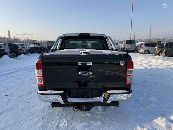 Black Ford Ranger 2014 in Marijampole, with an engine capacity of 3.20 L and mileage of 170 thousand km for 11800 €, photo 8 on AUTOMOTO.COM.LV