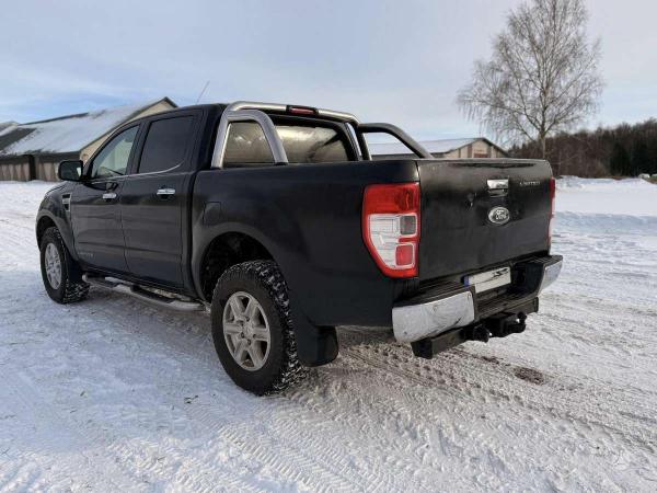 Melns Ford Ranger 2014 Tartu, ar dzinēja tilpumu 3.20 L un nobraukumu 400 tūkst. km par 8000 €, foto 3 vietnē AUTOMOTO.COM.LV