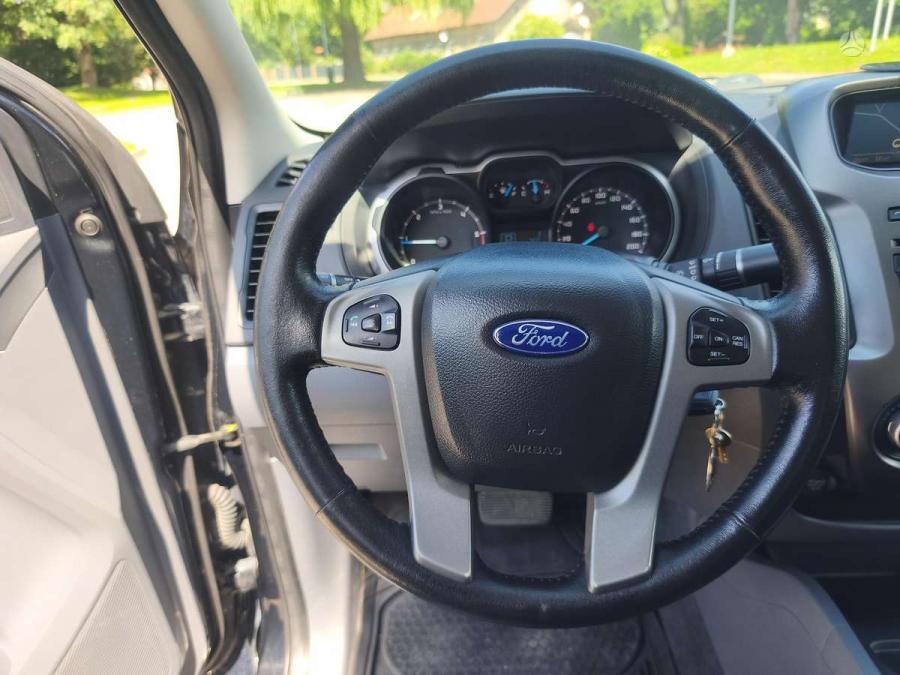 Melns Ford Ranger 2014 Šilutė, ar dzinēja tilpumu 2.20 L un nobraukumu 162 tūkst. km par 12500 €, foto 22 vietnē AUTOMOTO.COM.LV