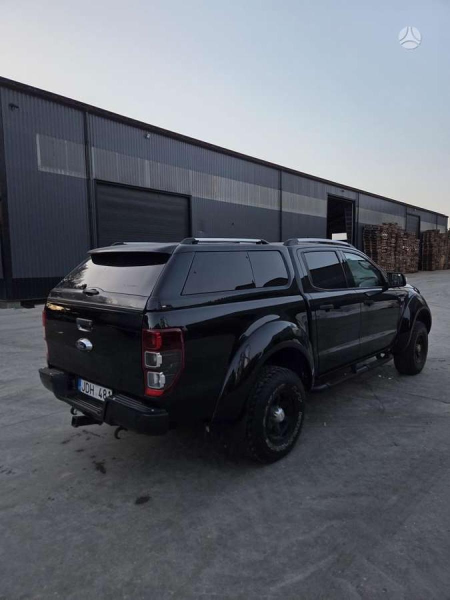 Black Ford Ranger 2014 in Silale, with an engine capacity of 3.20 L and mileage of 117 thousand km for 12300 €, photo 4 on AUTOMOTO.COM.LV