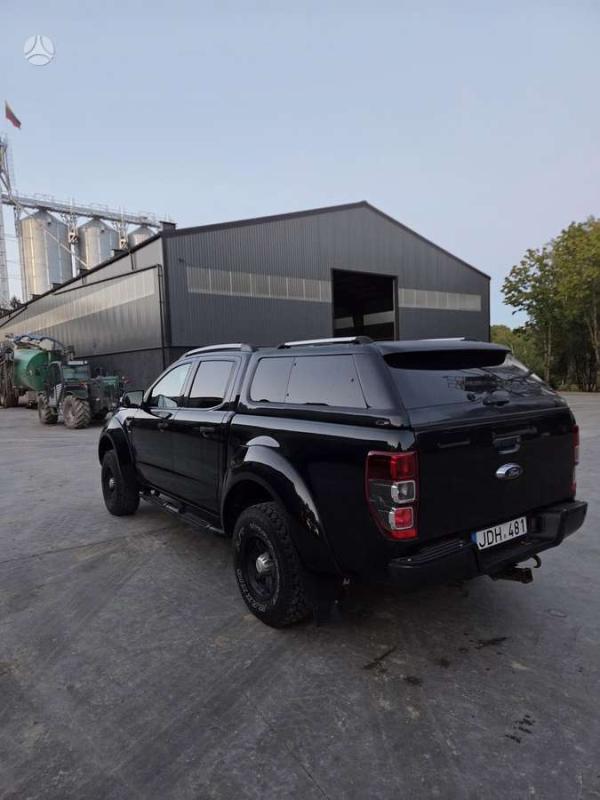 Black Ford Ranger 2014 in Silale, with an engine capacity of 3.20 L and mileage of 117 thousand km for 12300 €, photo 6 on AUTOMOTO.COM.LV