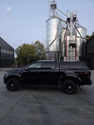 Black Ford Ranger 2014 in Silale, with an engine capacity of 3.20 L and mileage of 117 thousand km for 12300 €, photo 7 on AUTOMOTO.COM.LV