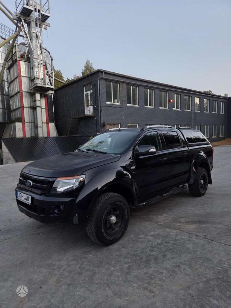 Black Ford Ranger 2014 in Silale, with an engine capacity of 3.20 L and mileage of 117 thousand km for 12300 €, photo 8 on AUTOMOTO.COM.LV
