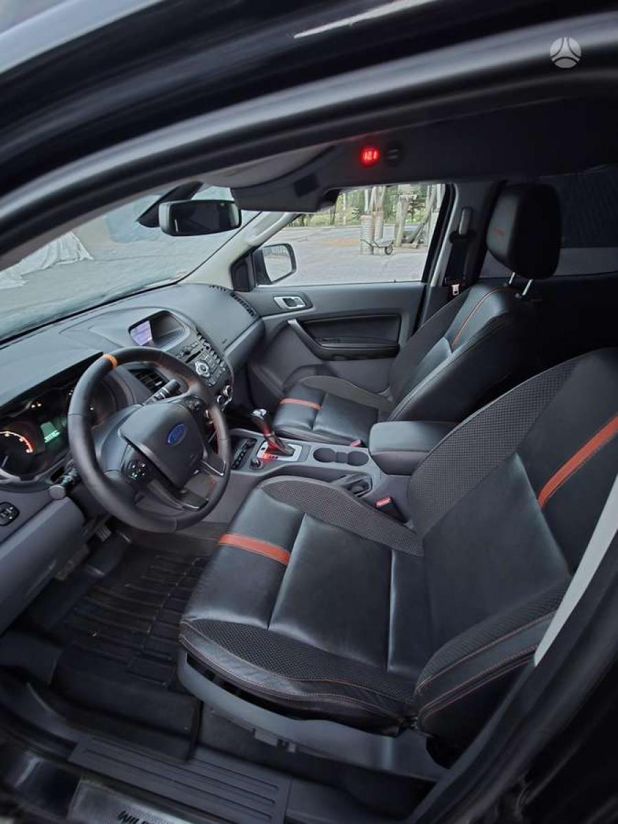 Black Ford Ranger 2014 in Silale, with an engine capacity of 3.20 L and mileage of 117 thousand km for 12300 €, photo 11 on AUTOMOTO.COM.LV