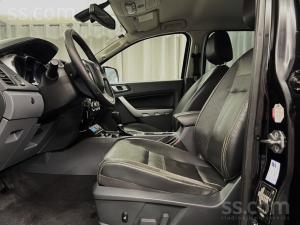Black Ford Ranger 2015 in Riga, with an engine capacity of 3.20 L and mileage of 280 thousand km for 14990 €, photo 14 on AUTOMOTO.COM.LV