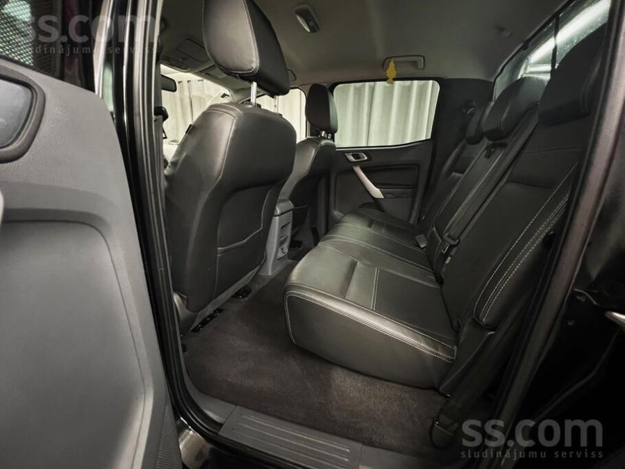 Black Ford Ranger 2015 in Riga, with an engine capacity of 3.20 L and mileage of 280 thousand km for 14990 €, photo 19 on AUTOMOTO.COM.LV