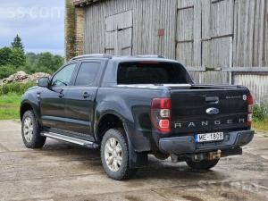 Black Ford Ranger 2015 in Riga, with an engine capacity of 3.20 L and mileage of 263 thousand km for 9680 €, photo 4 on AUTOMOTO.COM.LV