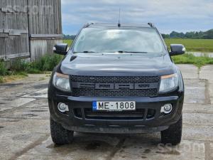 Black Ford Ranger 2015 in Riga, with an engine capacity of 3.20 L and mileage of 263 thousand km for 9680 €, photo 8 on AUTOMOTO.COM.LV