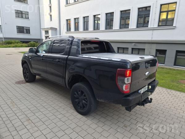 Melns Ford Ranger 2015 Jelgava, ar dzinēja tilpumu 3.20 L un nobraukumu 299 tūkst. km par 11850 €, foto 4 vietnē AUTOMOTO.COM.LV